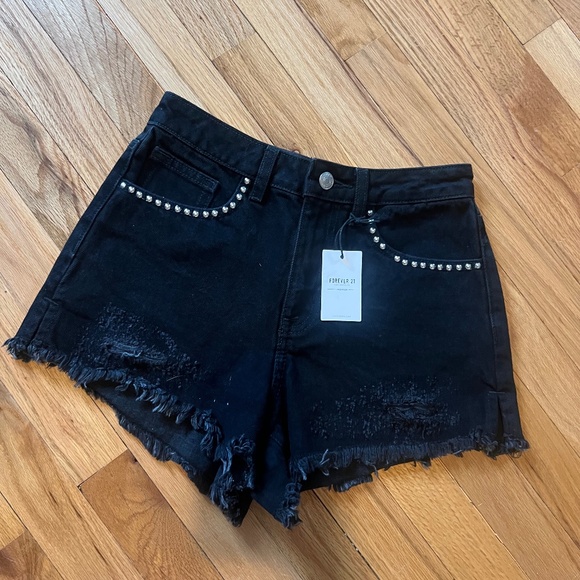 Black Shorts Forever 21